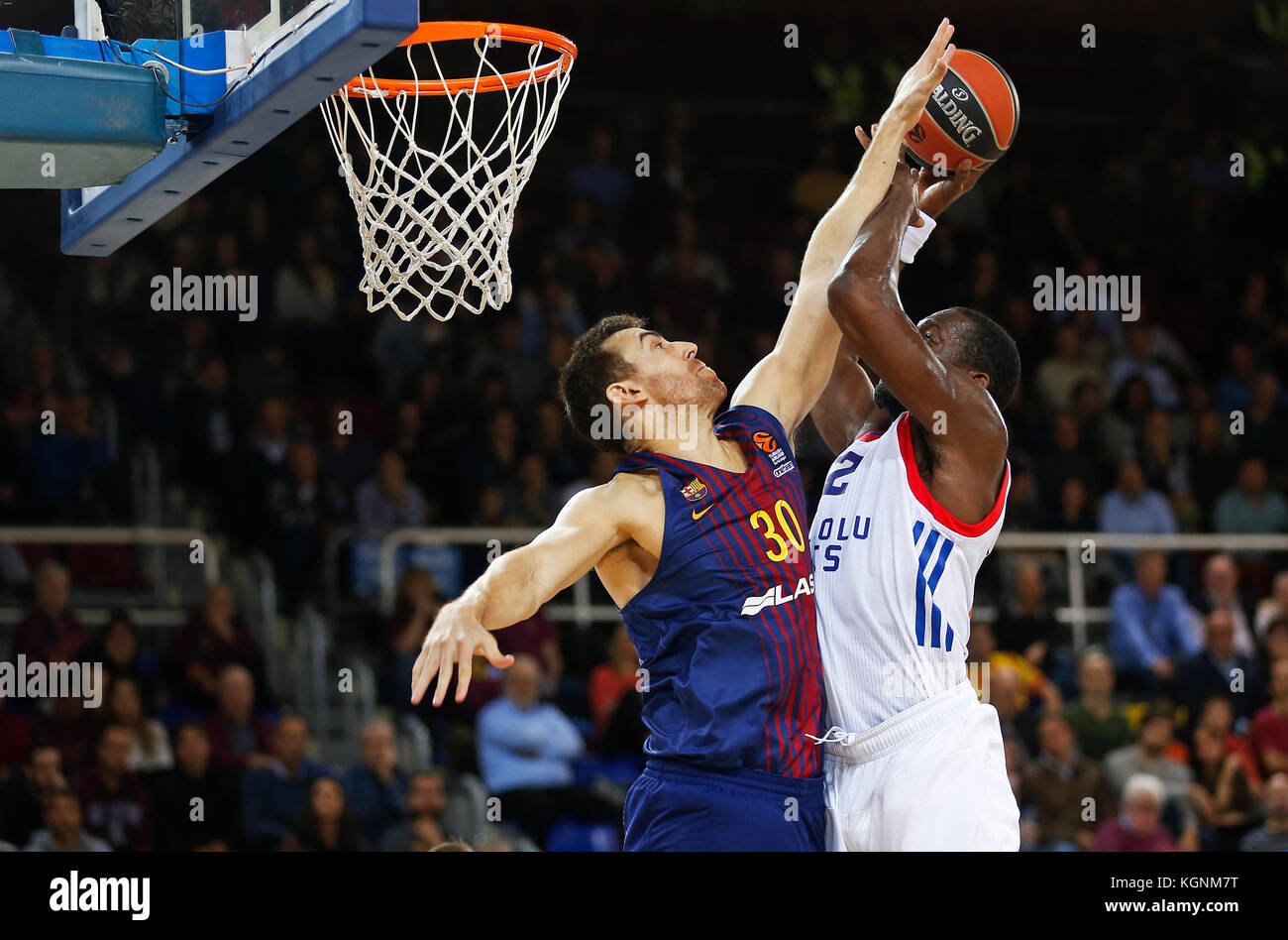 Barcelona, Espana. 08th Nov, 2017. Bryant Dunston and Victor Claver ...