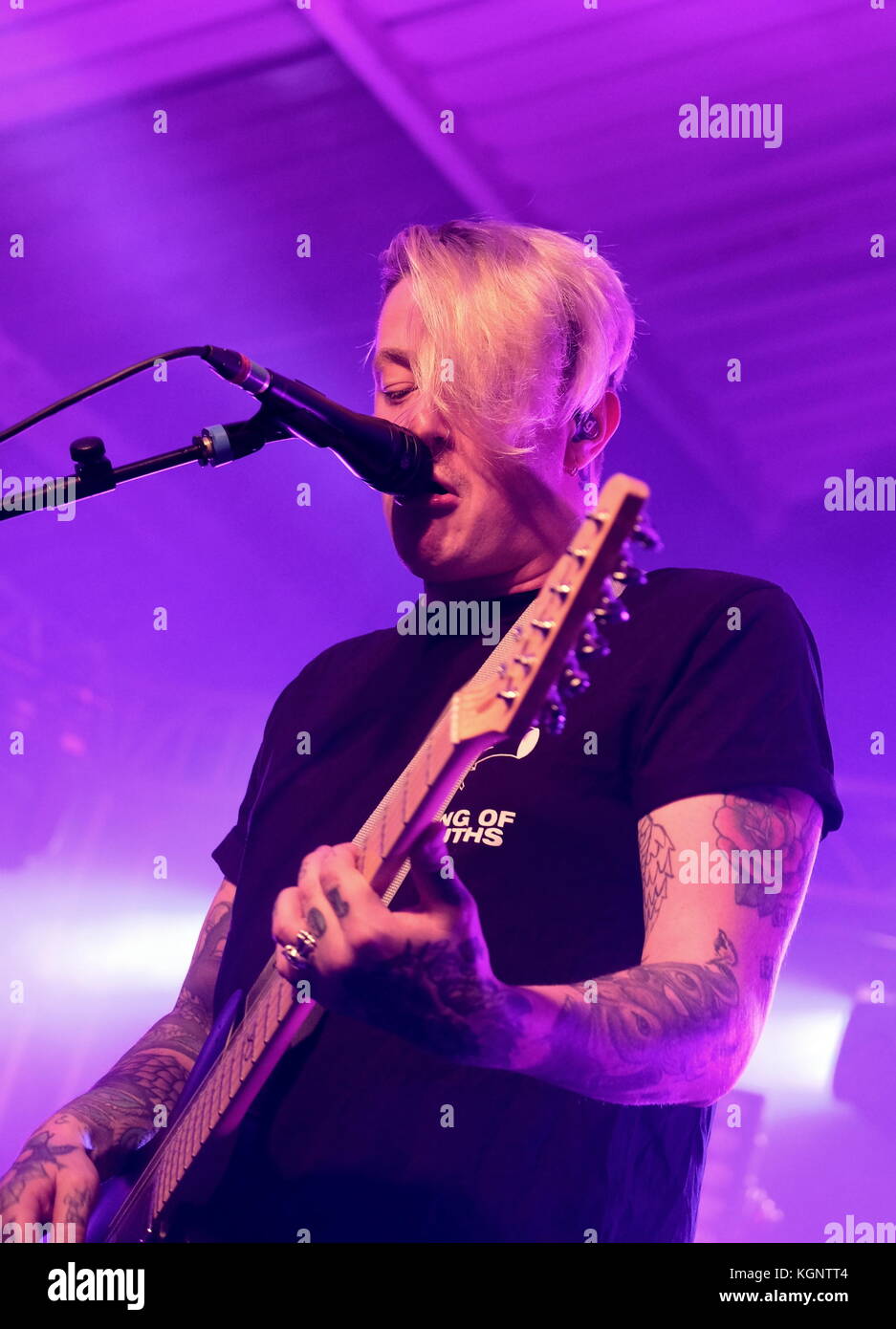 Southampton, Hampshire, UK. 10th Nov, 2017. Engine Rooms - Lead singer ...