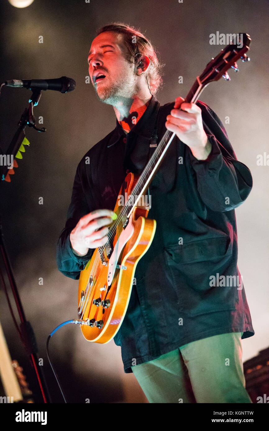 Fleet foxes hi-res stock photography and images - Alamy