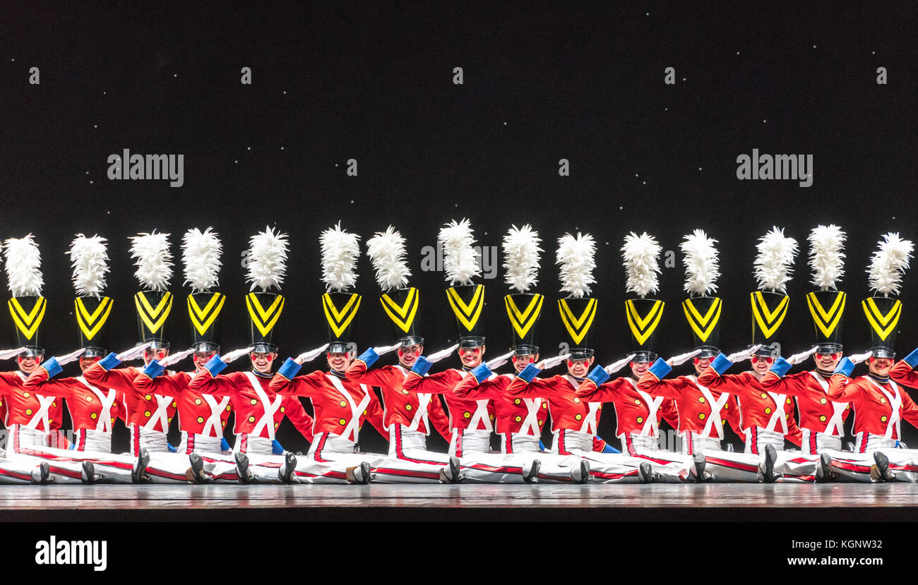 New York, USA, 10 Nov 2017. The Radio City Rockettes.perform the ...