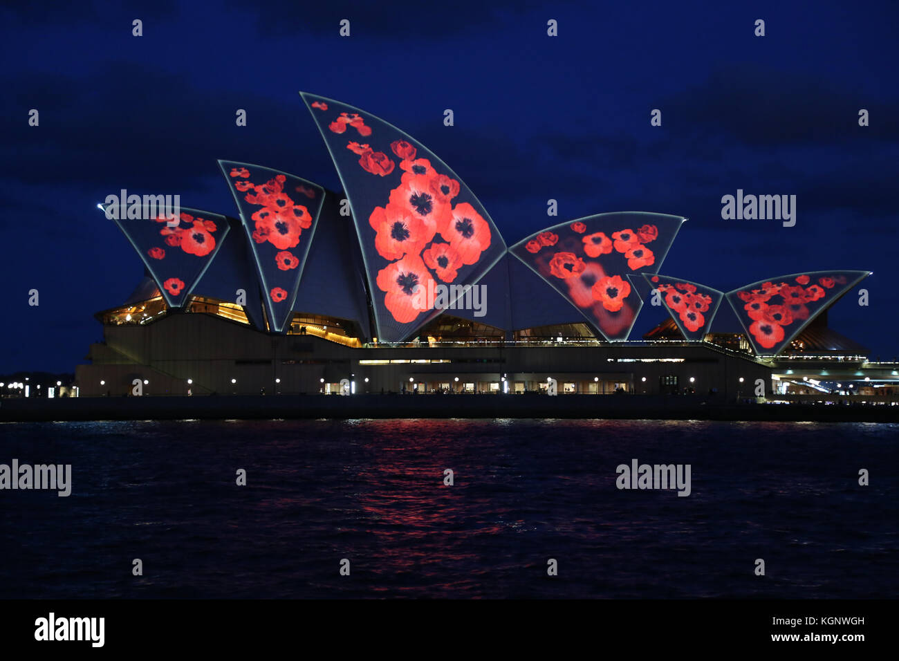 Sydney, Australia. 11th Nov, 2017. The sails of the Sydney Opera House ...