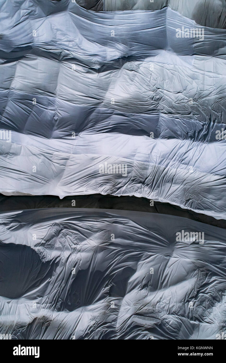 Torn tarpaulin hi-res stock photography and images - Alamy