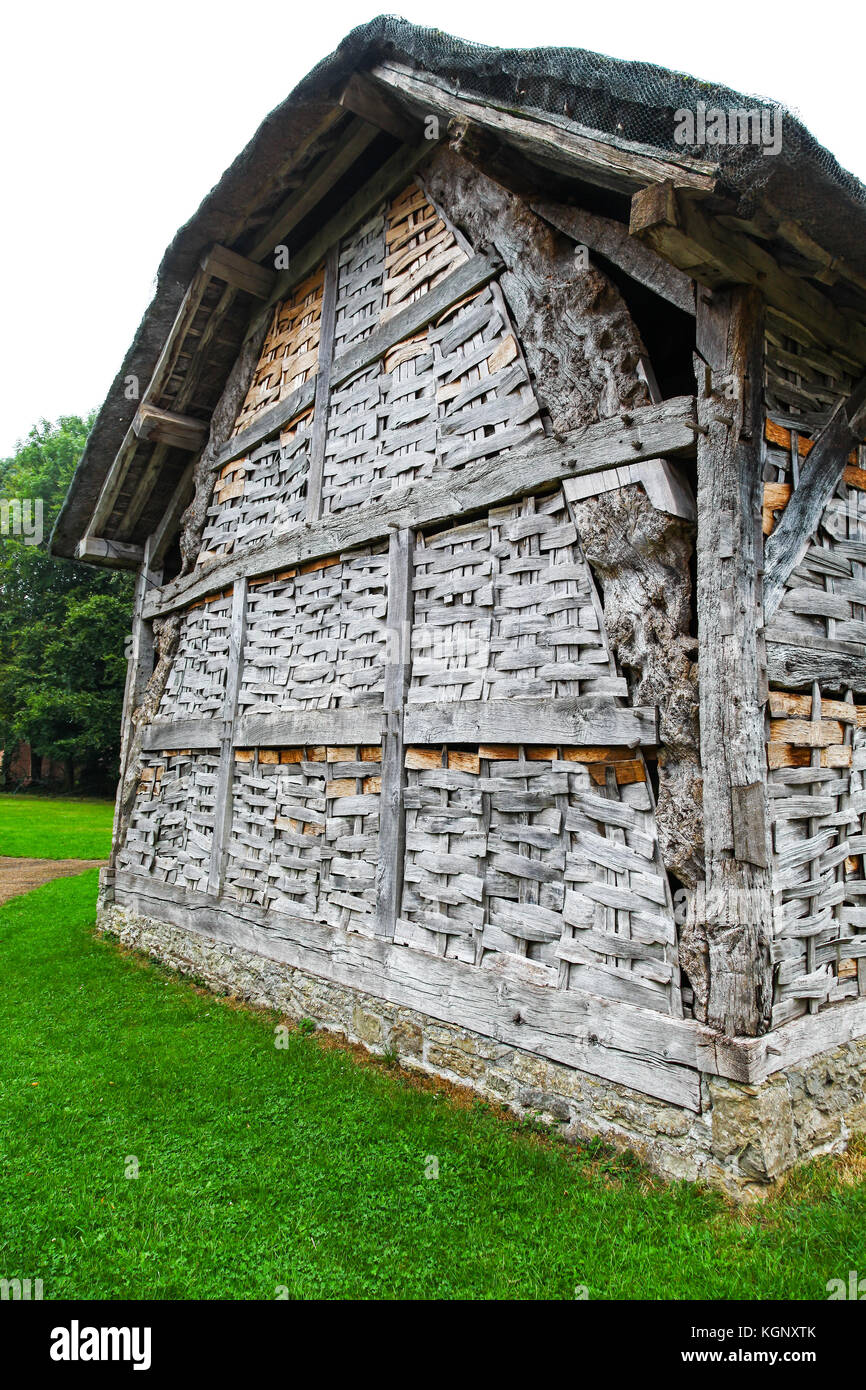 Cruck hi-res stock photography and images - Alamy