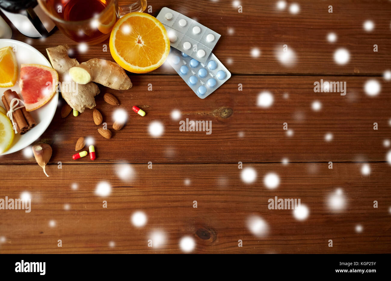 traditional medicine and drugs Stock Photo - Alamy