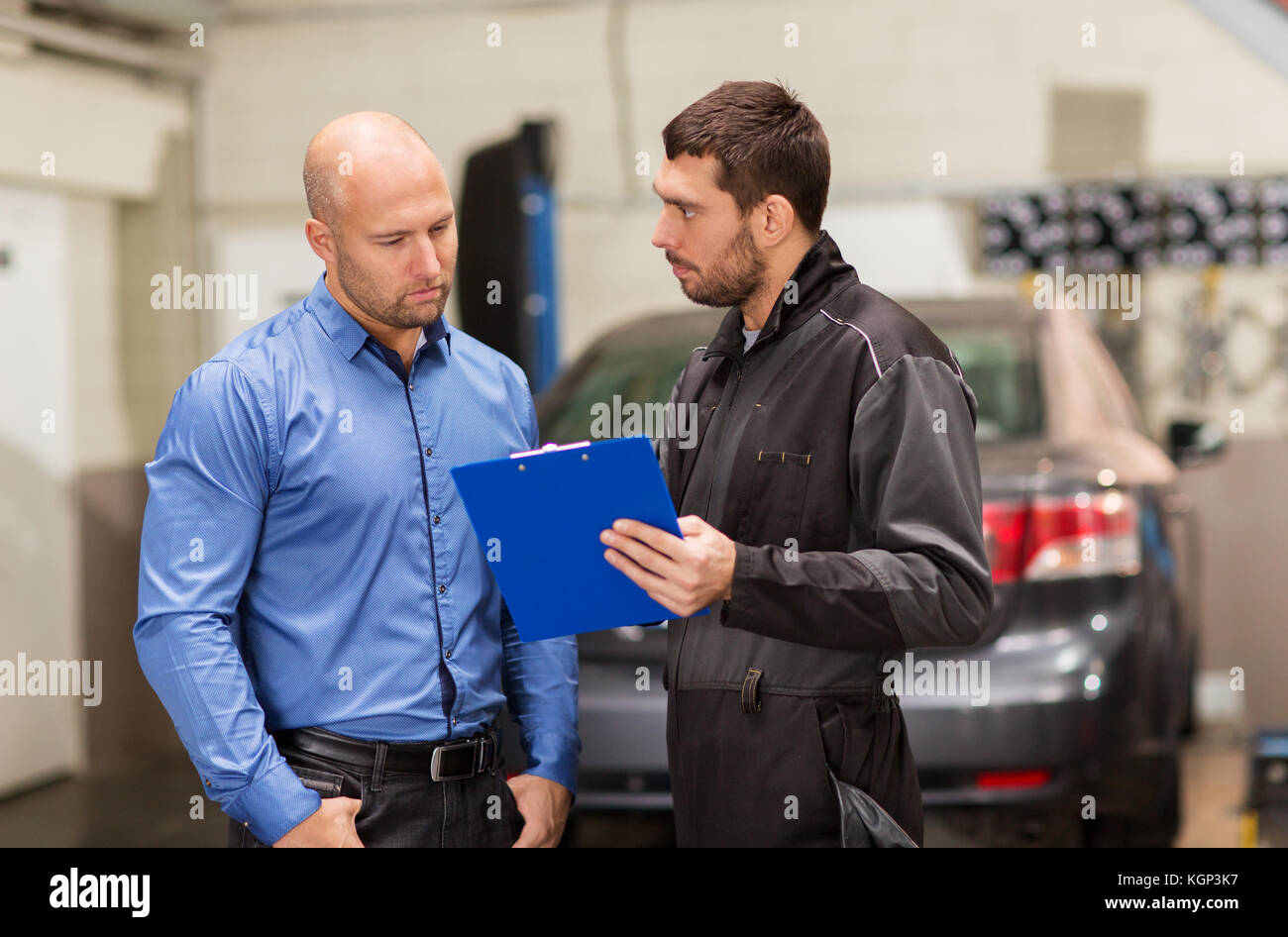 Customer car workshop hi-res stock photography and images - Alamy