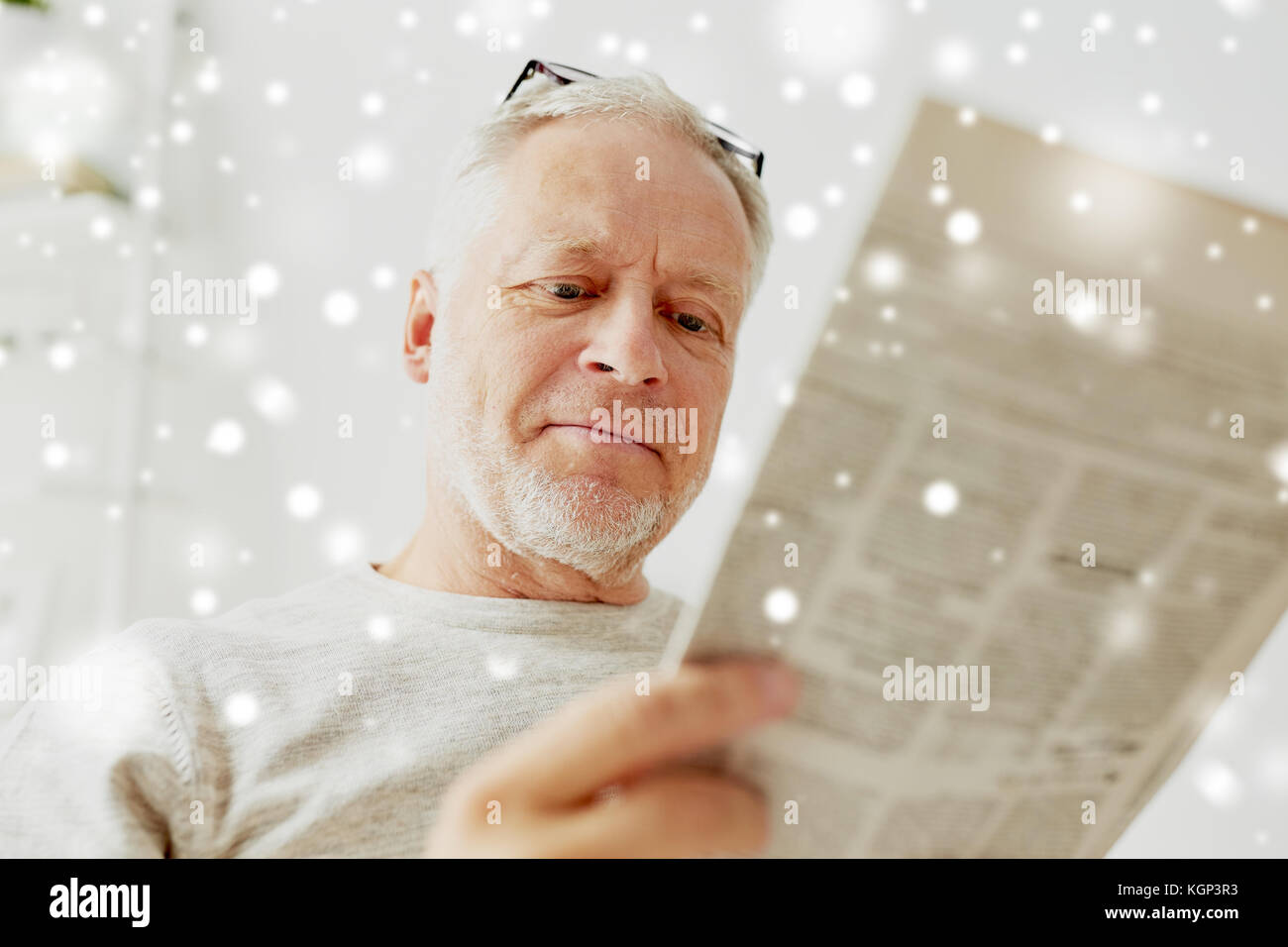 Close up man reading article hi-res stock photography and images - Alamy