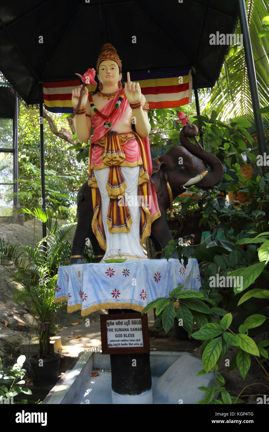 Galle Sri Lanka Rumassala Road Sri Vivekaramaya Temple Statue Of God ...