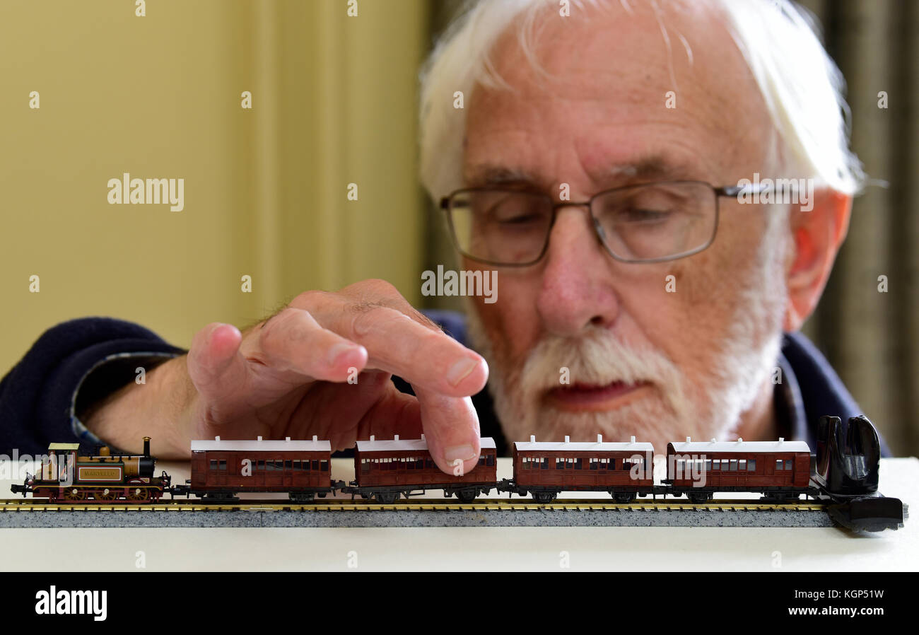 For fine tuning hand hi-res stock photography and images - Alamy