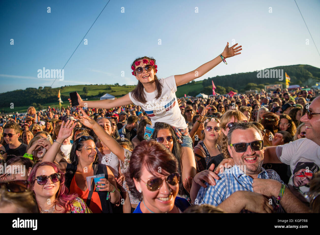 Crowds of fans enjoying the performances at the Big Tribute music ...