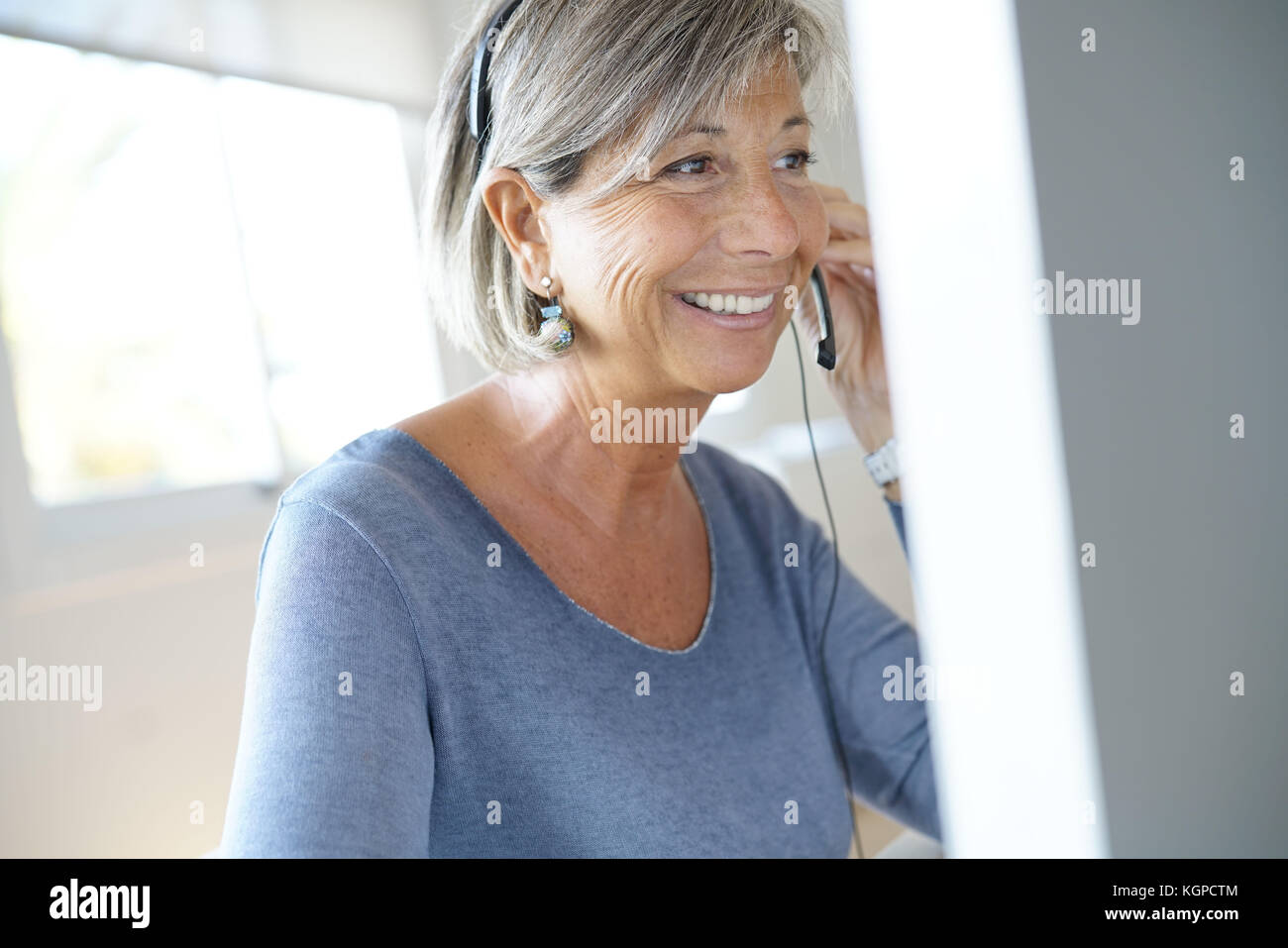 Senior Sales Representative Working In Office Stock Photo Alamy senior-sales-representative-working-in-office-stock-photo-alamy