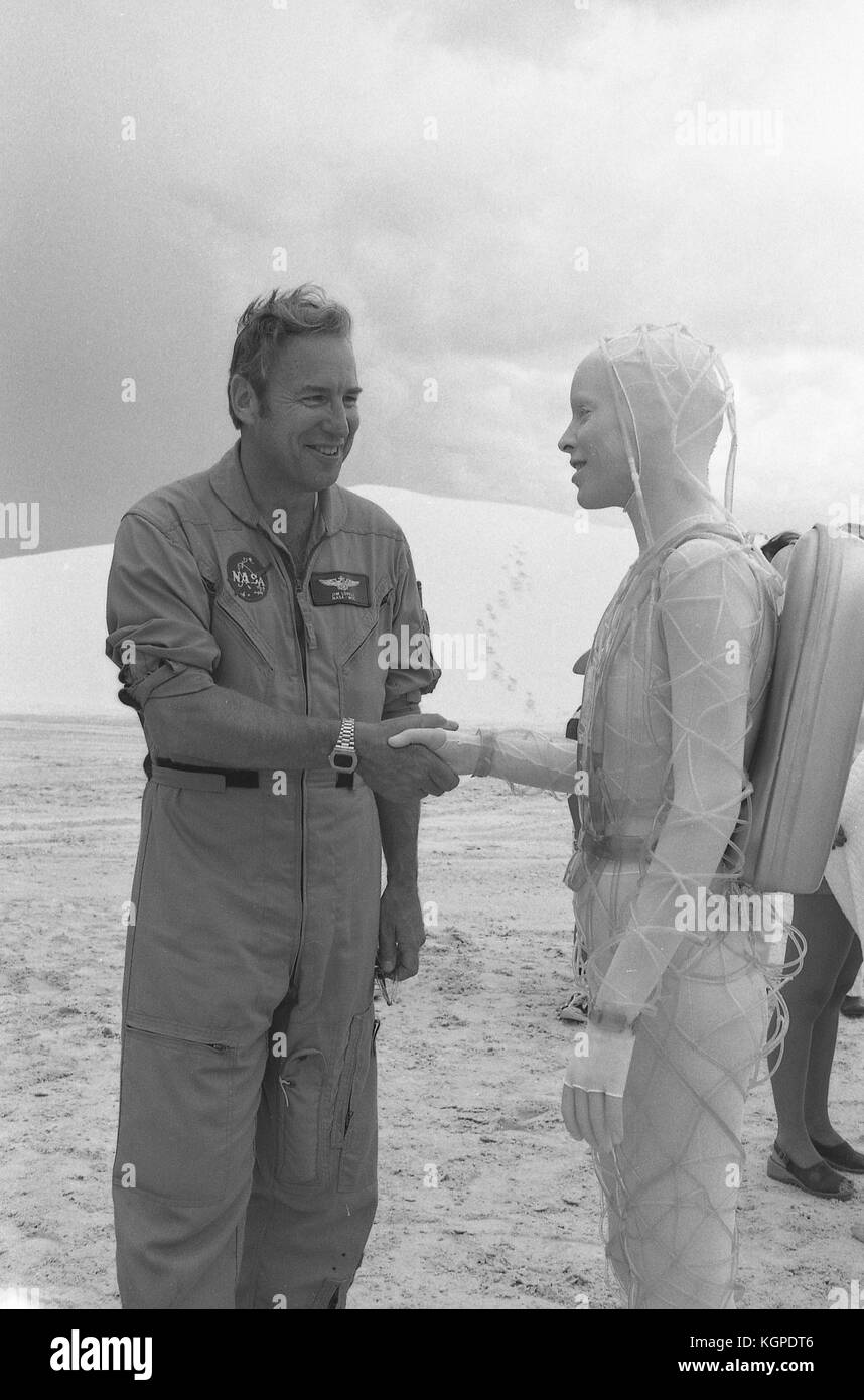 The Man who Fell to Earth (1976) , Astronaut Jim Lovell Stock Photo - Alamy