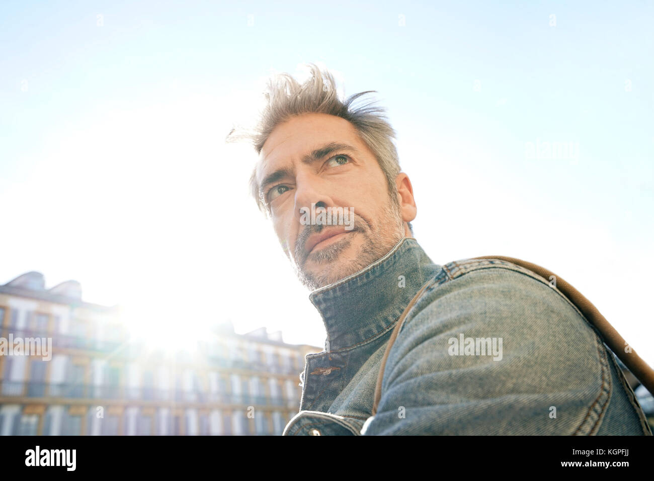 Visiting guy hi-res stock photography and images - Alamy