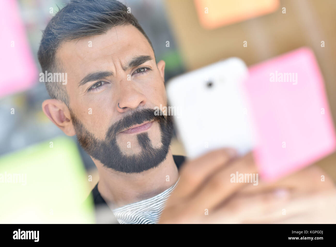 Scanning notes hi-res stock photography and images - Alamy