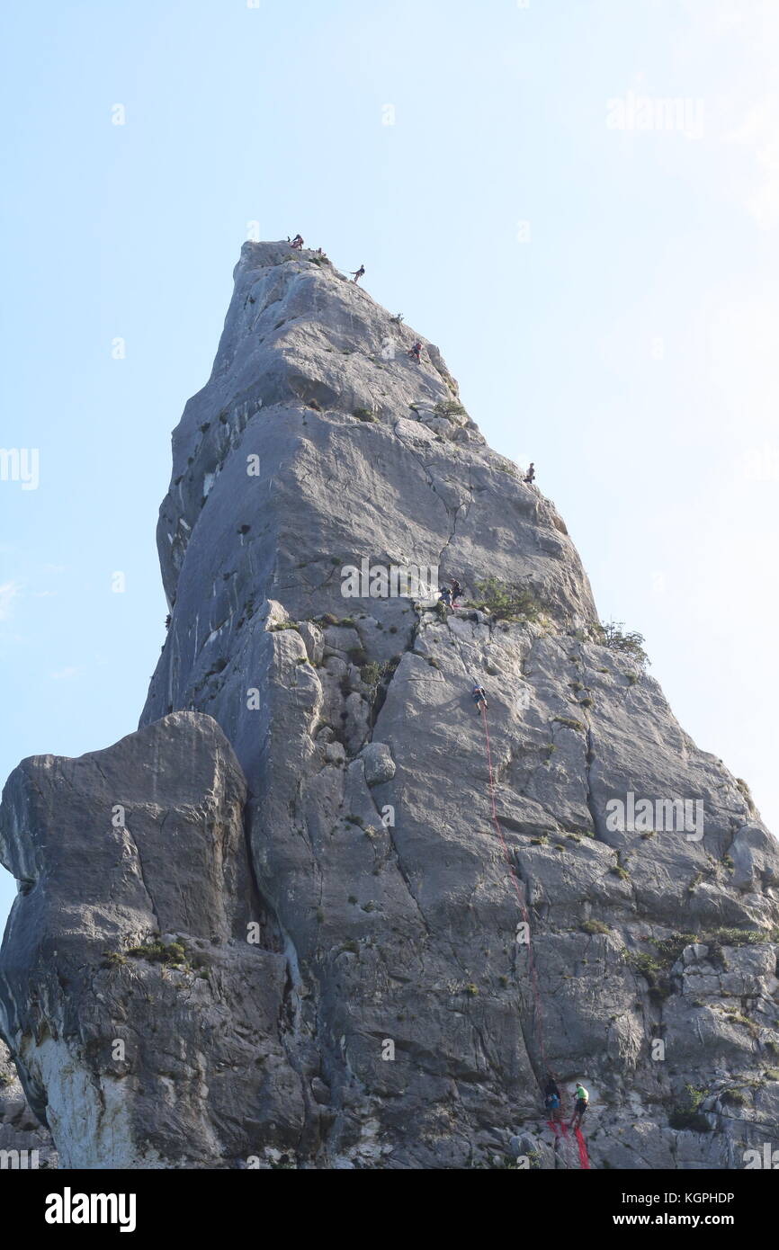 Summit climb hi-res stock photography and images - Alamy