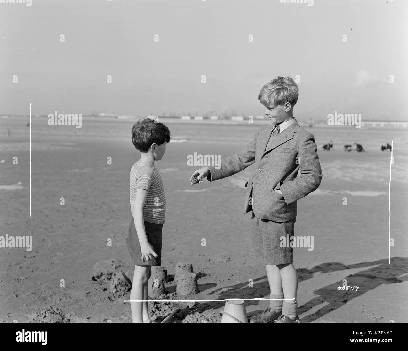The Magnet (1950) , James Fox (then billed as William) , Michael Brooke ...
