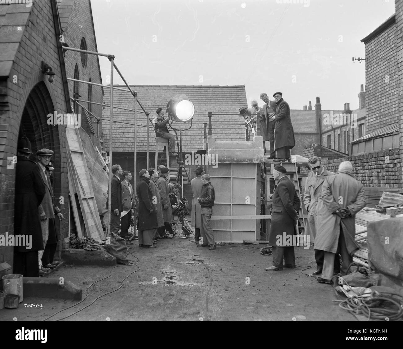 The Magnet (1950 Stock Photo - Alamy