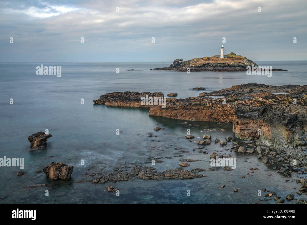 Godrevy lighthouse cornwall hi-res stock photography and images - Alamy