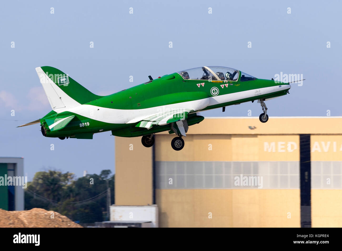Saudi Air Force British Aerospace Hawk 65A of the Saudi Hawks display ...