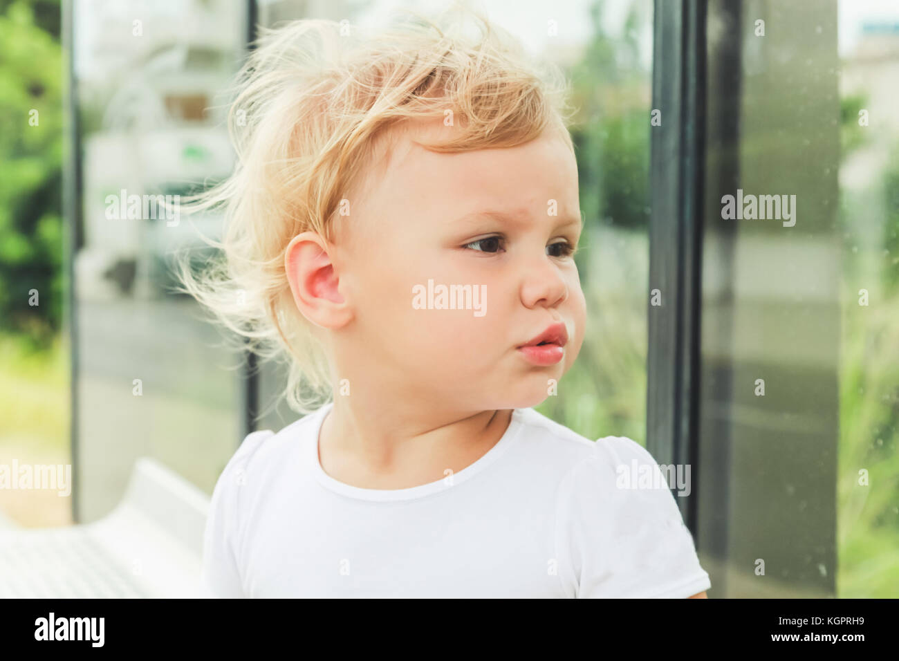 Blonde baby girl hi-res stock photography and images - Alamy