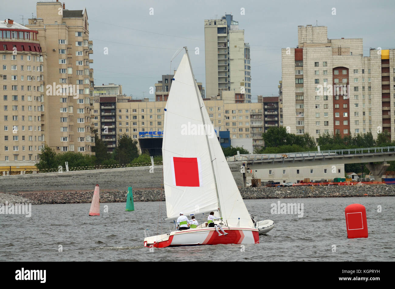 Sports on the boats..Sport boat takes a sharp turn Stock Photo - Alamy
