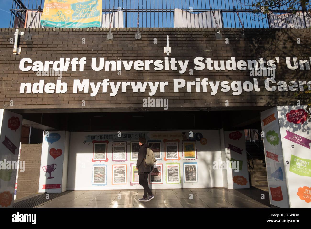 Cardiff university students party hi-res stock photography and images ...