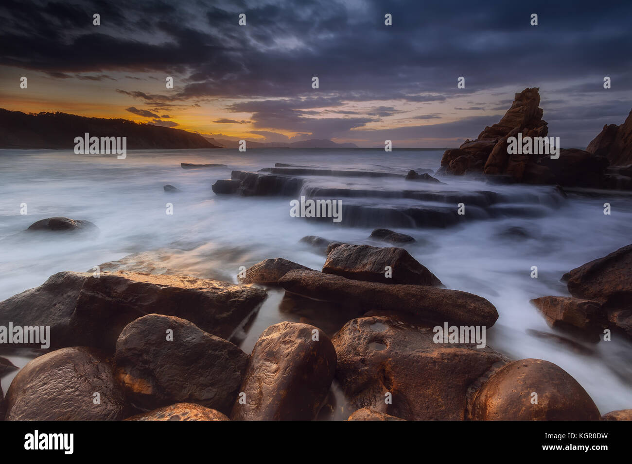 Bilbao getxo beach hi-res stock photography and images - Alamy