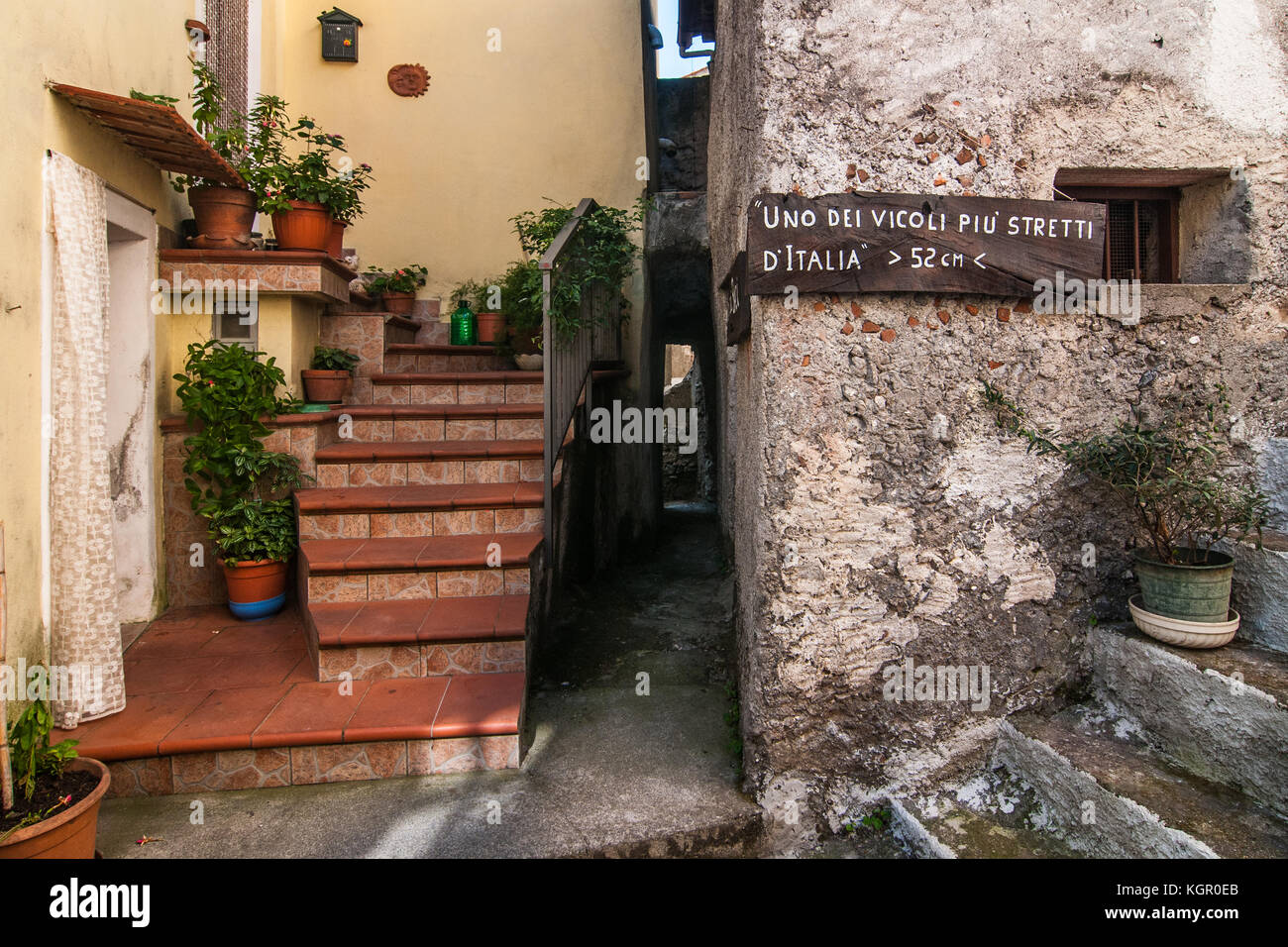 A view of the village of Aieta, Italy. Aieta (also written in Ajeta ...