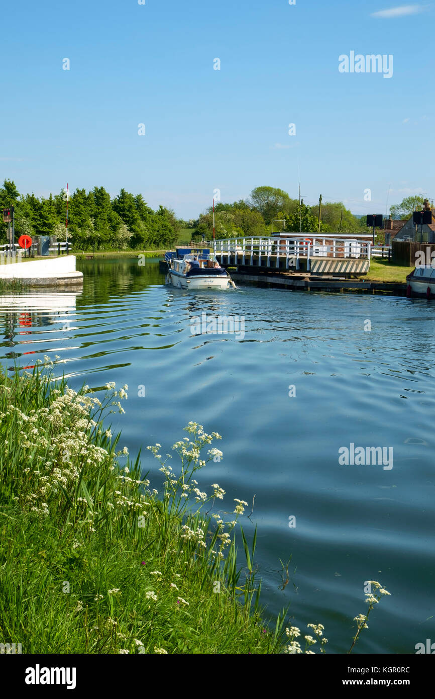 Gloucestershire and sharpness canal hi-res stock photography and images ...
