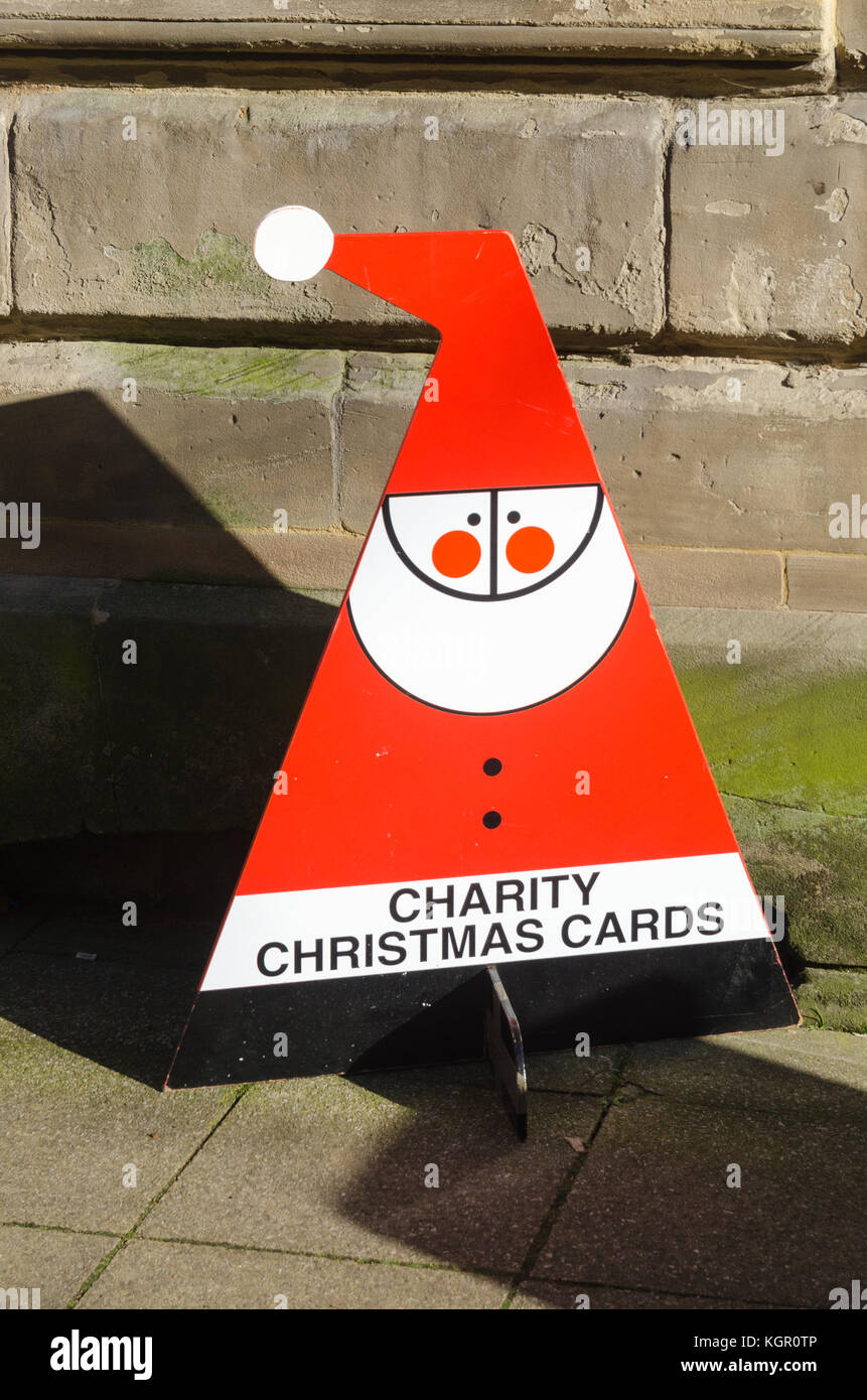 Christmas sale sign hi-res stock photography and images - Alamy