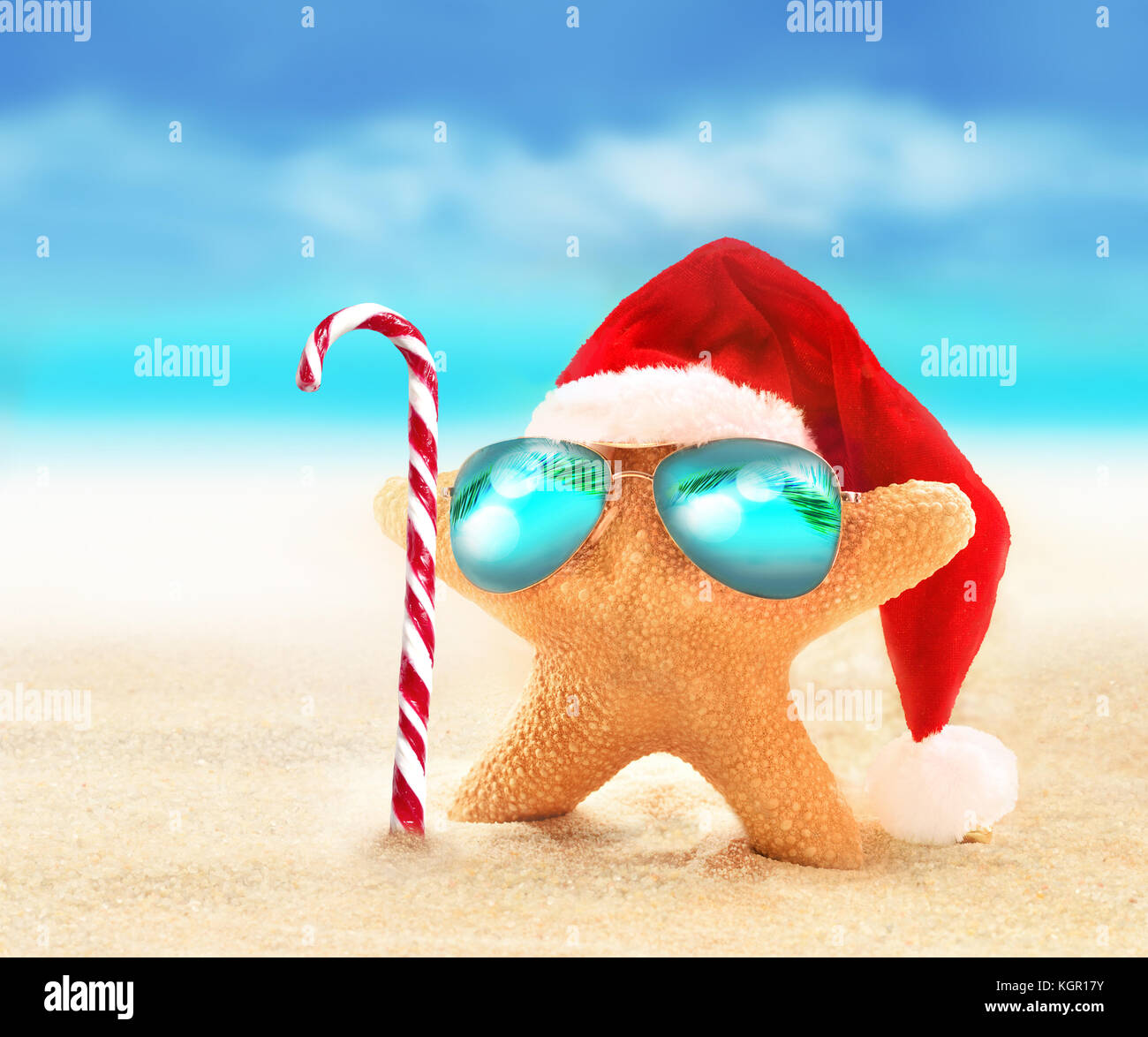 Starfish in sunglasses on summer beach and santa hat. Christmas Stock ...