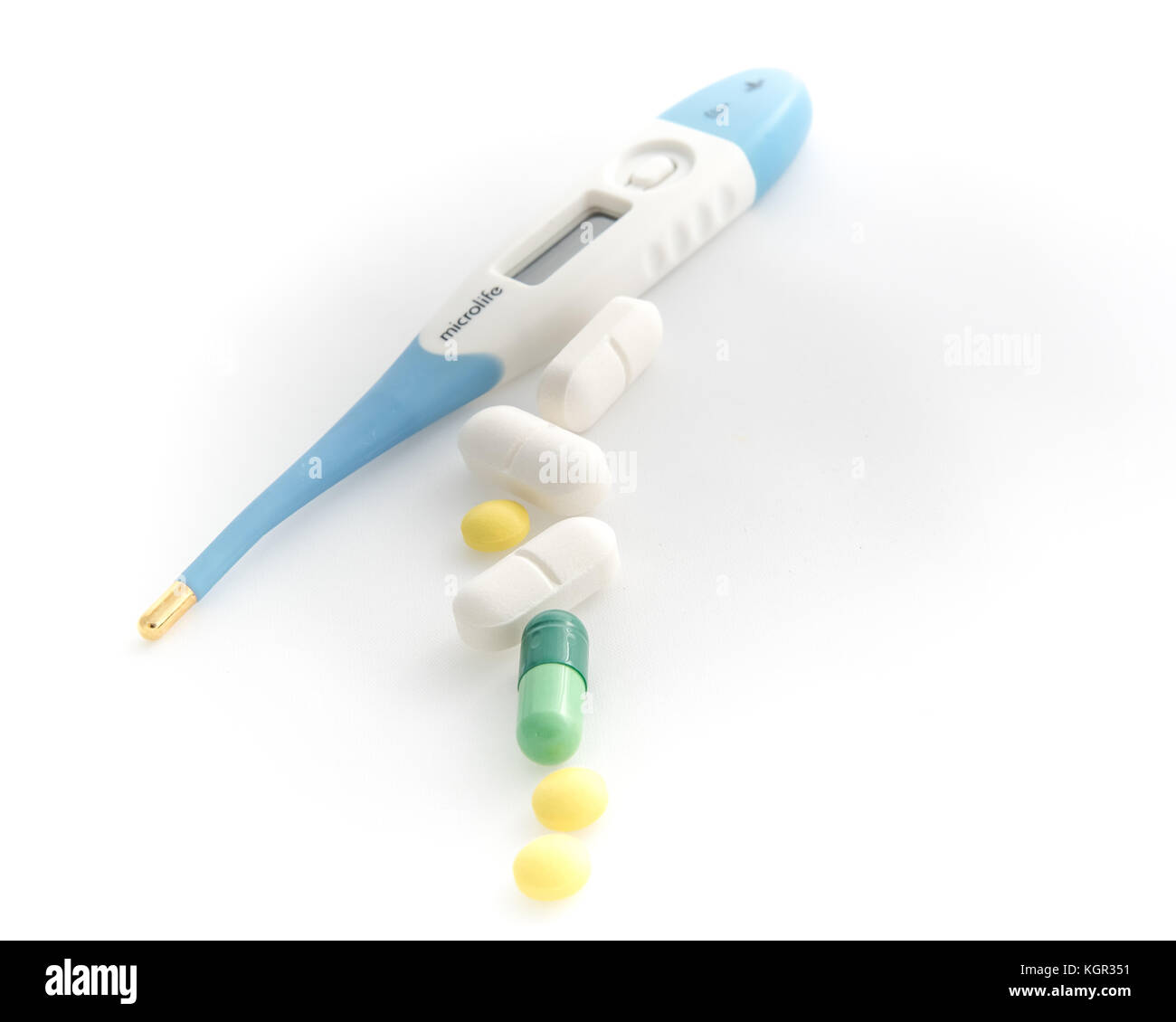 Medicine, pills, drugs, flu Stock Photo - Alamy