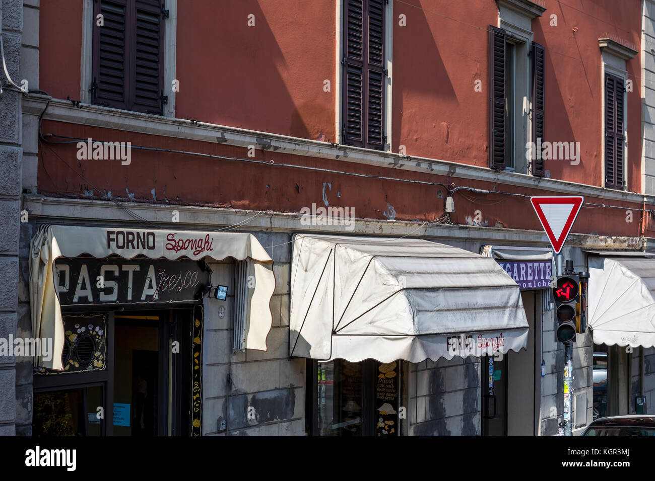 Fresh pasta shop, Bologna city life. Italy Stock Photo - Alamy