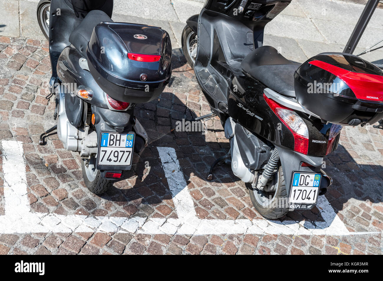 University mopeds hi-res stock photography and images - Alamy