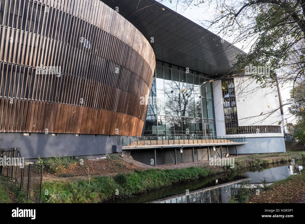 Music College,Bute Park,Autumn,fall,foliage,trees,green,greenery,green ...