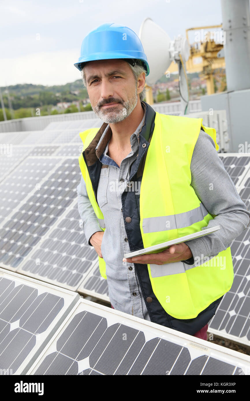 Solar one power electric plant hi-res stock photography and images - Alamy