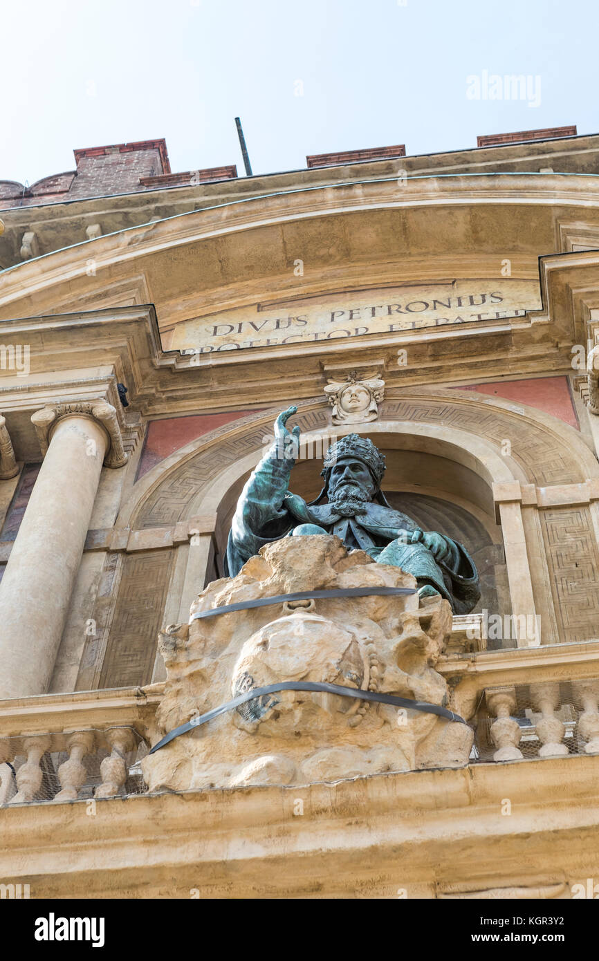 Statue of saint petronius hi-res stock photography and images - Alamy