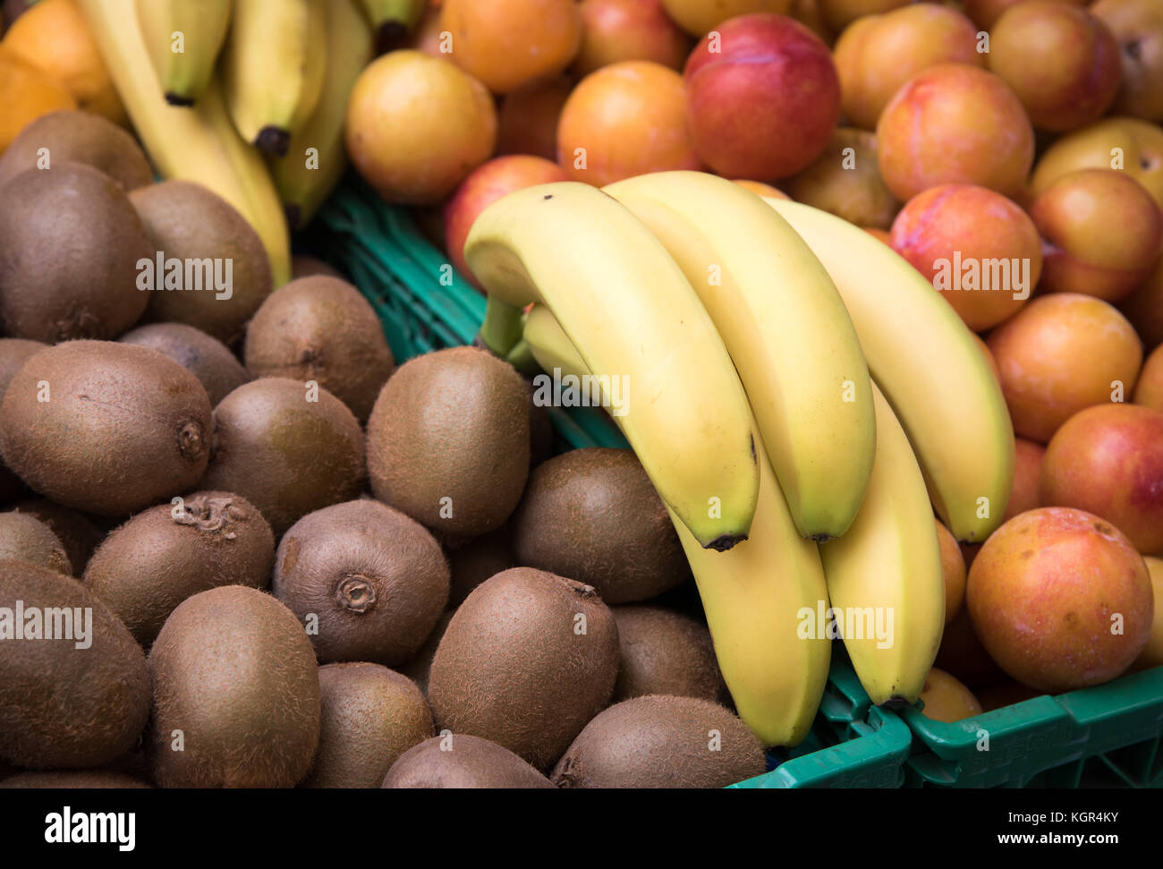 Market basket containers filled with mix fresh healthy fruits Stock ...