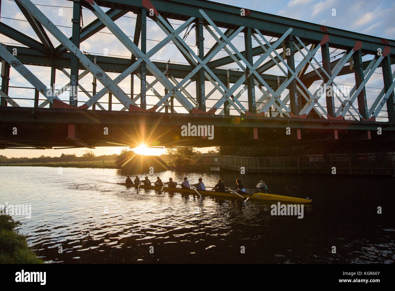 Cambridge University students rowing on the River Cam in Cambridge at ...