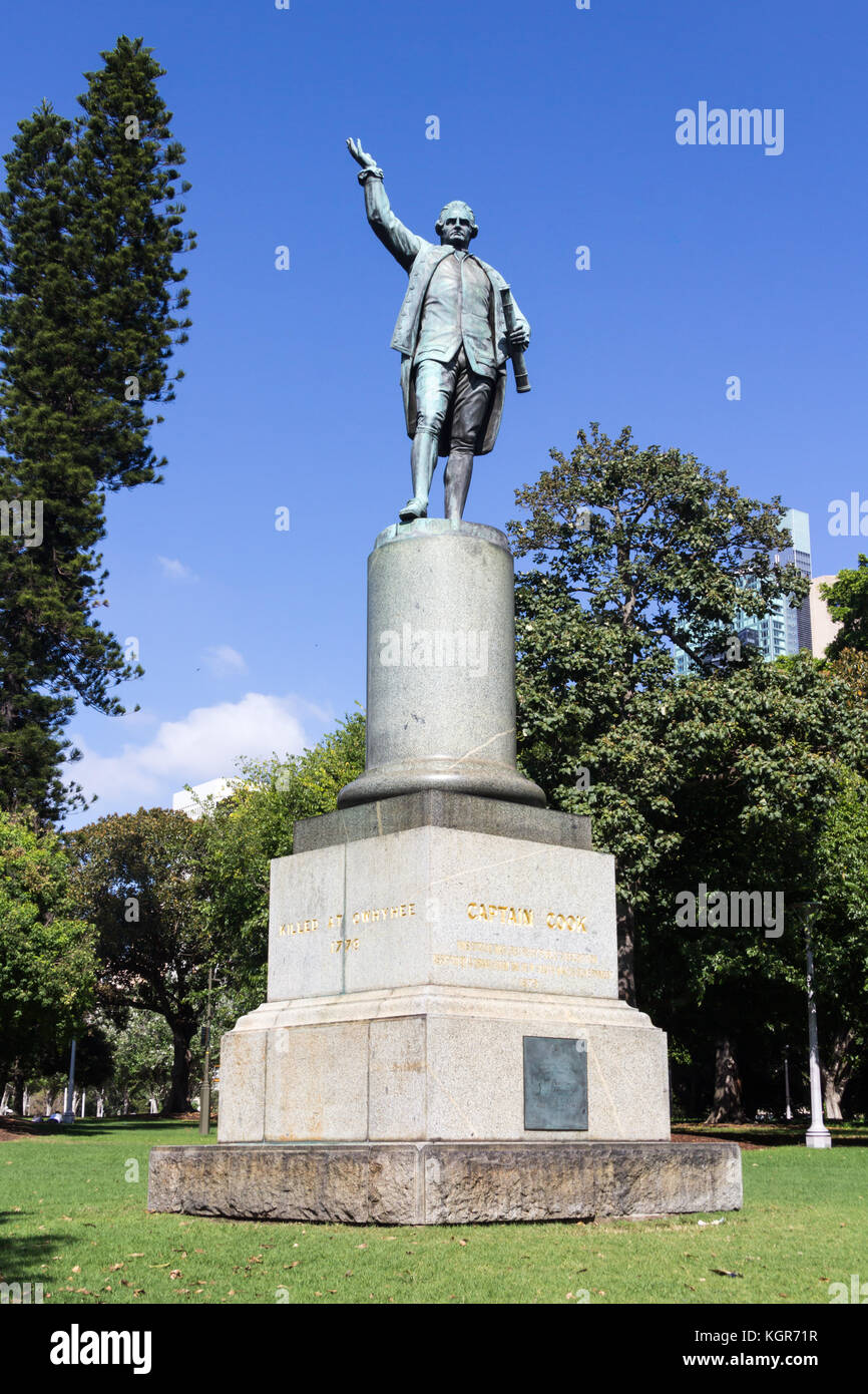 Sydney captain cook statue hi-res stock photography and images - Alamy