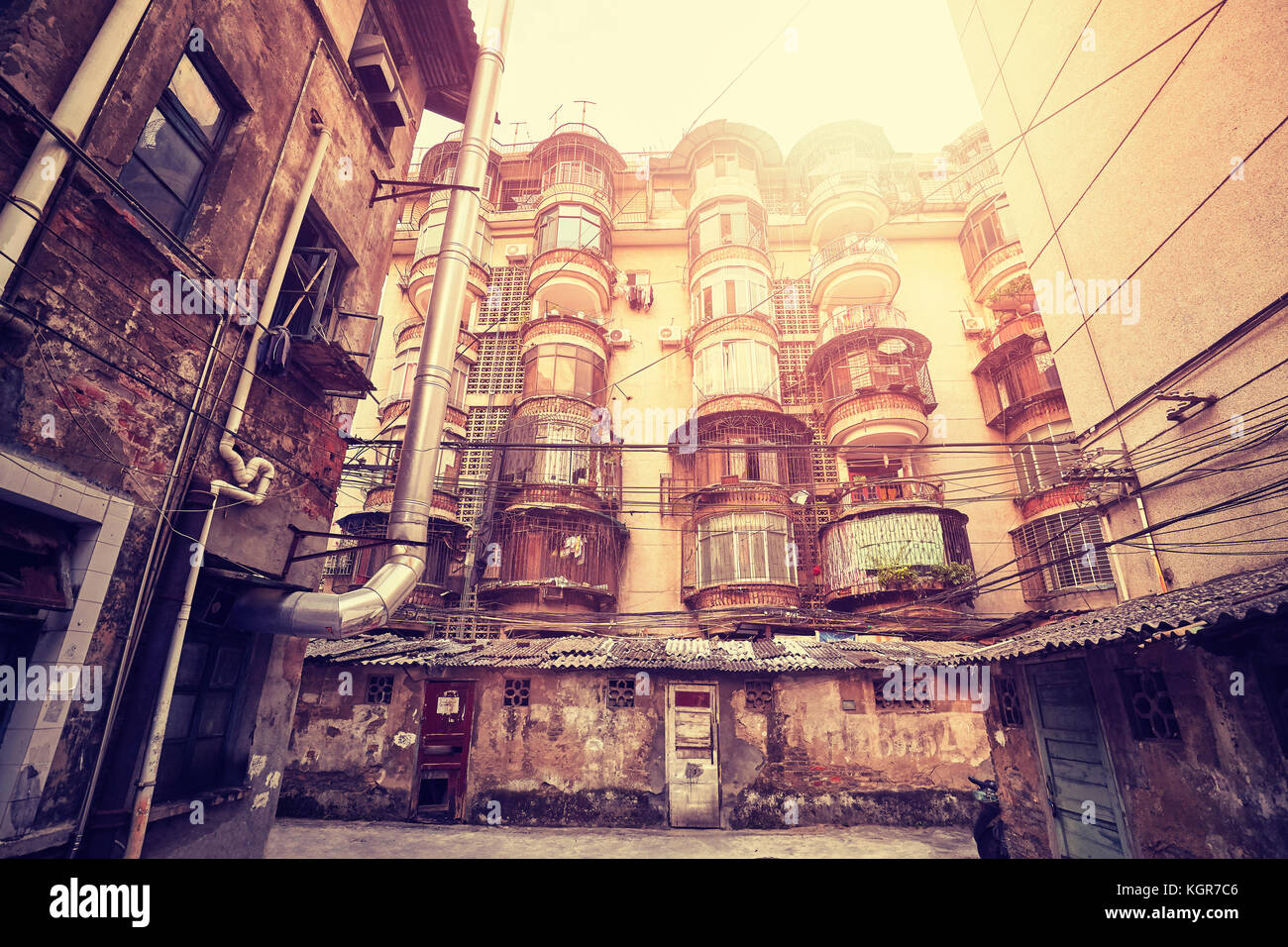 Slum in china hi-res stock photography and images - Alamy