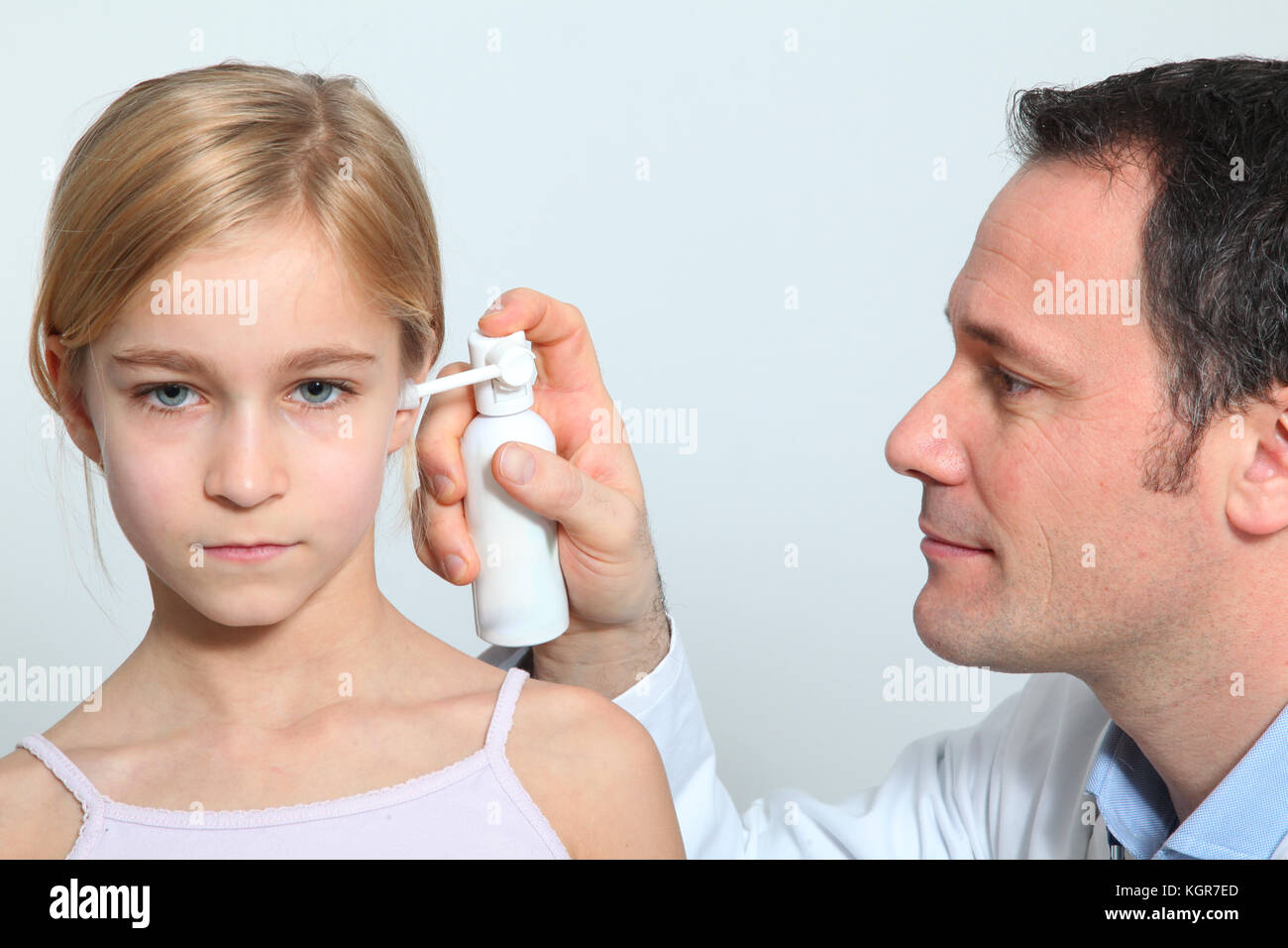 Examination of ear hi-res stock photography and images - Alamy