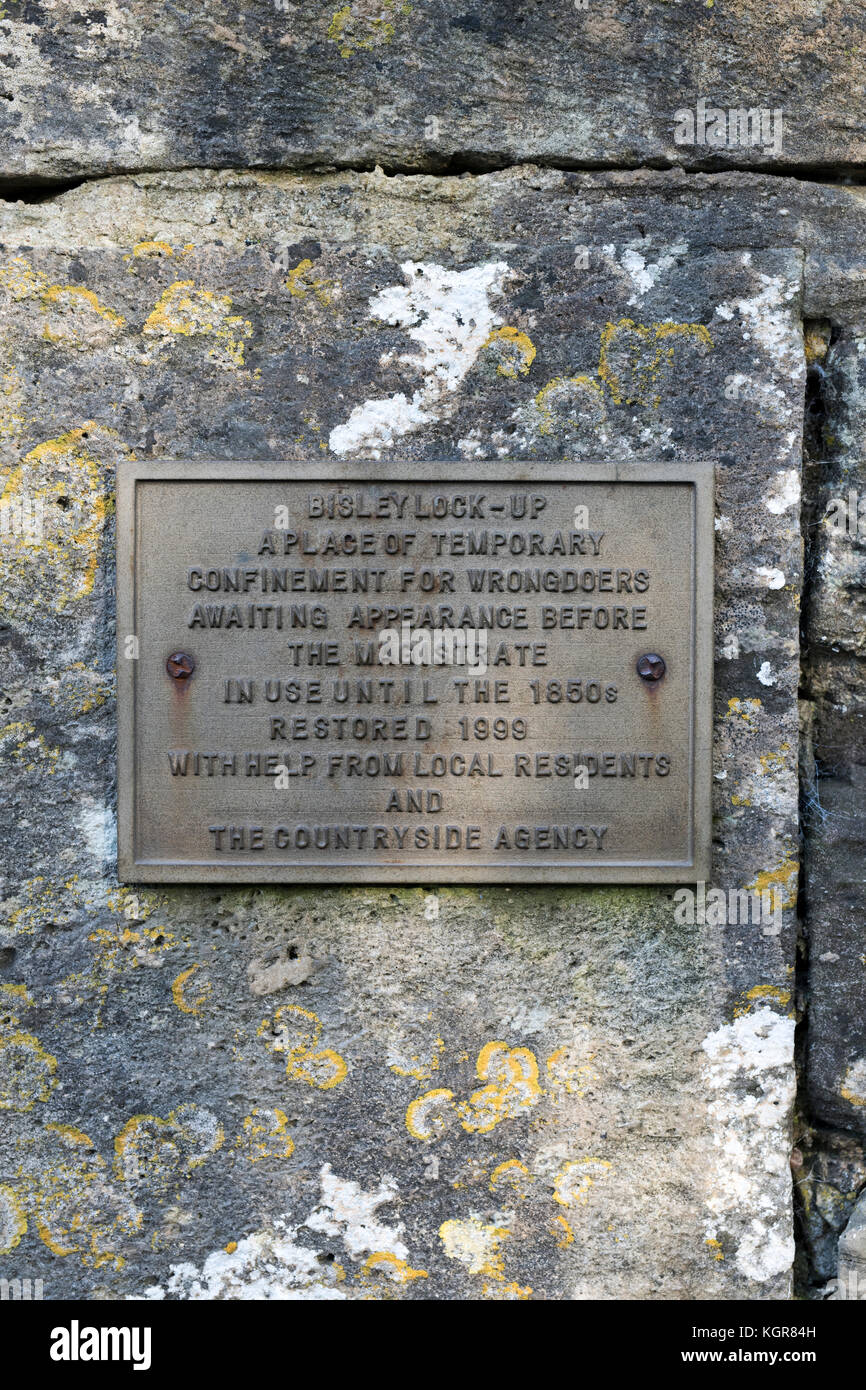 Historic village signs hi-res stock photography and images - Alamy