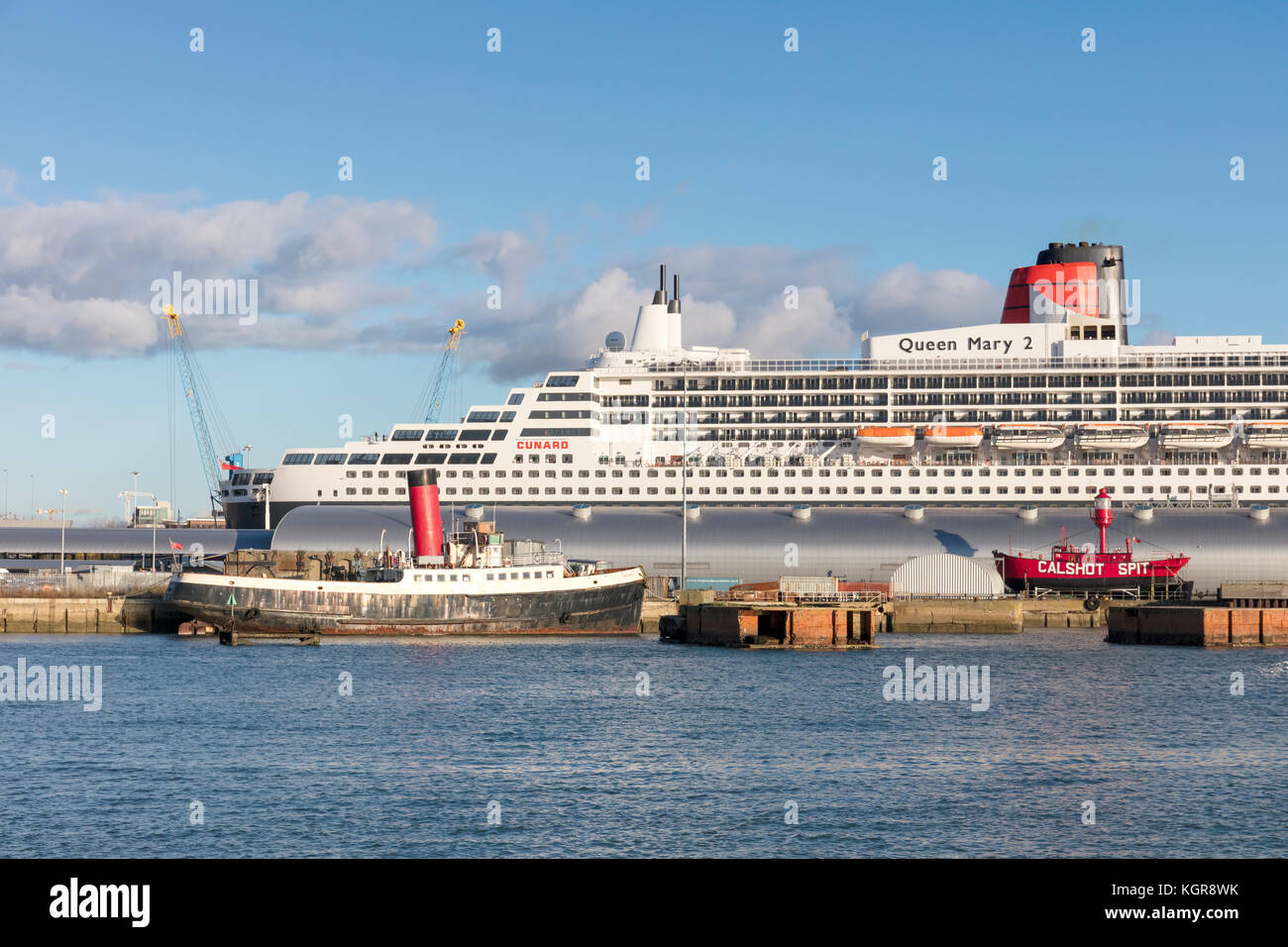 Deck rms queen mary hi-res stock photography and images - Alamy