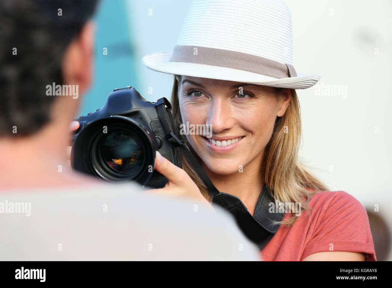 Female photographer directing model hi-res stock photography and images ...