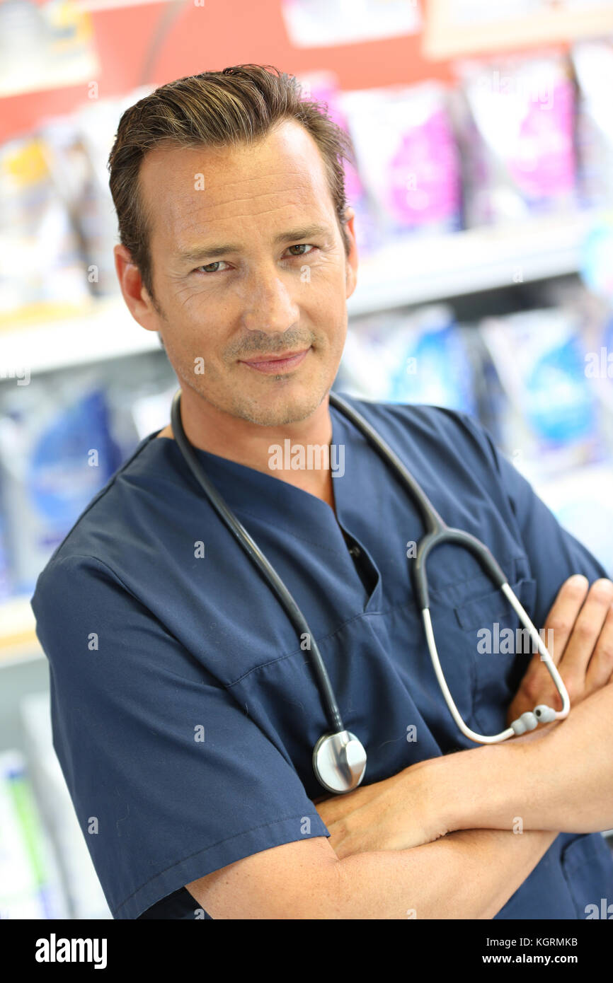 Veterinarian uniform hi-res stock photography and images - Alamy