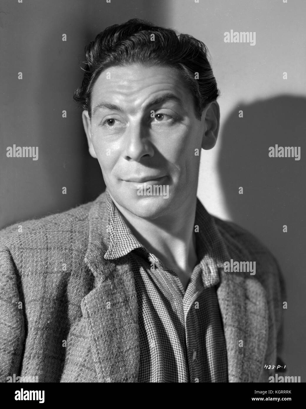 Pimlico john slater actor studio portrait hi-res stock photography and ...