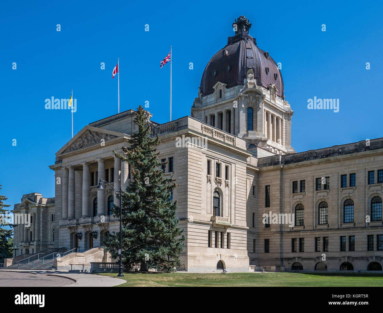 Saskatchewan Legislative Building, provincial capitol, Wascana Centre ...