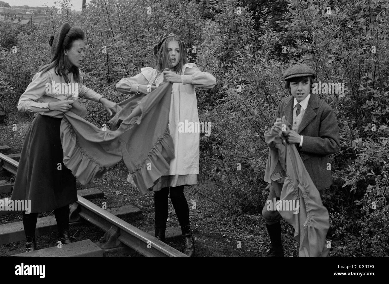 The Railway Children (1970) , Jenny Agutter , Gary Warren , Sally ...