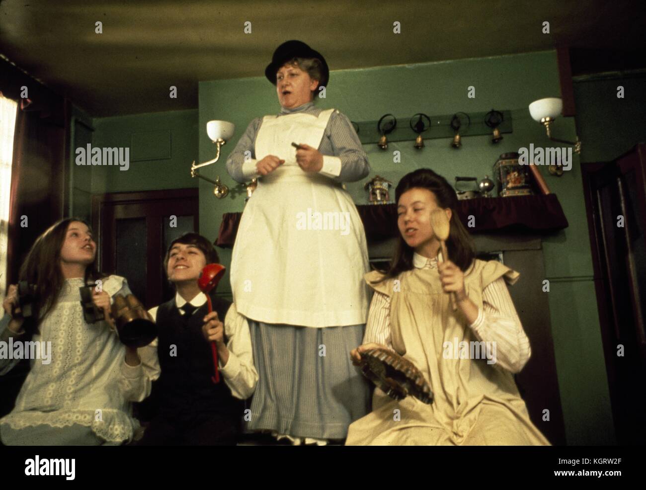 Jenny agutter railway children 1970 hi-res stock photography and images ...