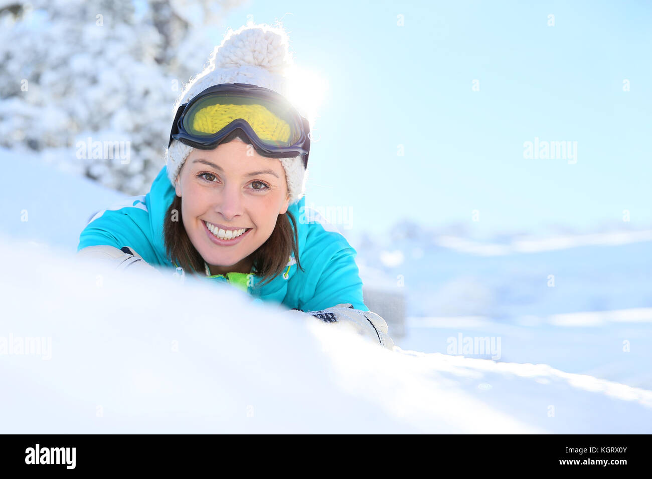 Girl ski mask hi-res stock photography and images - Alamy
